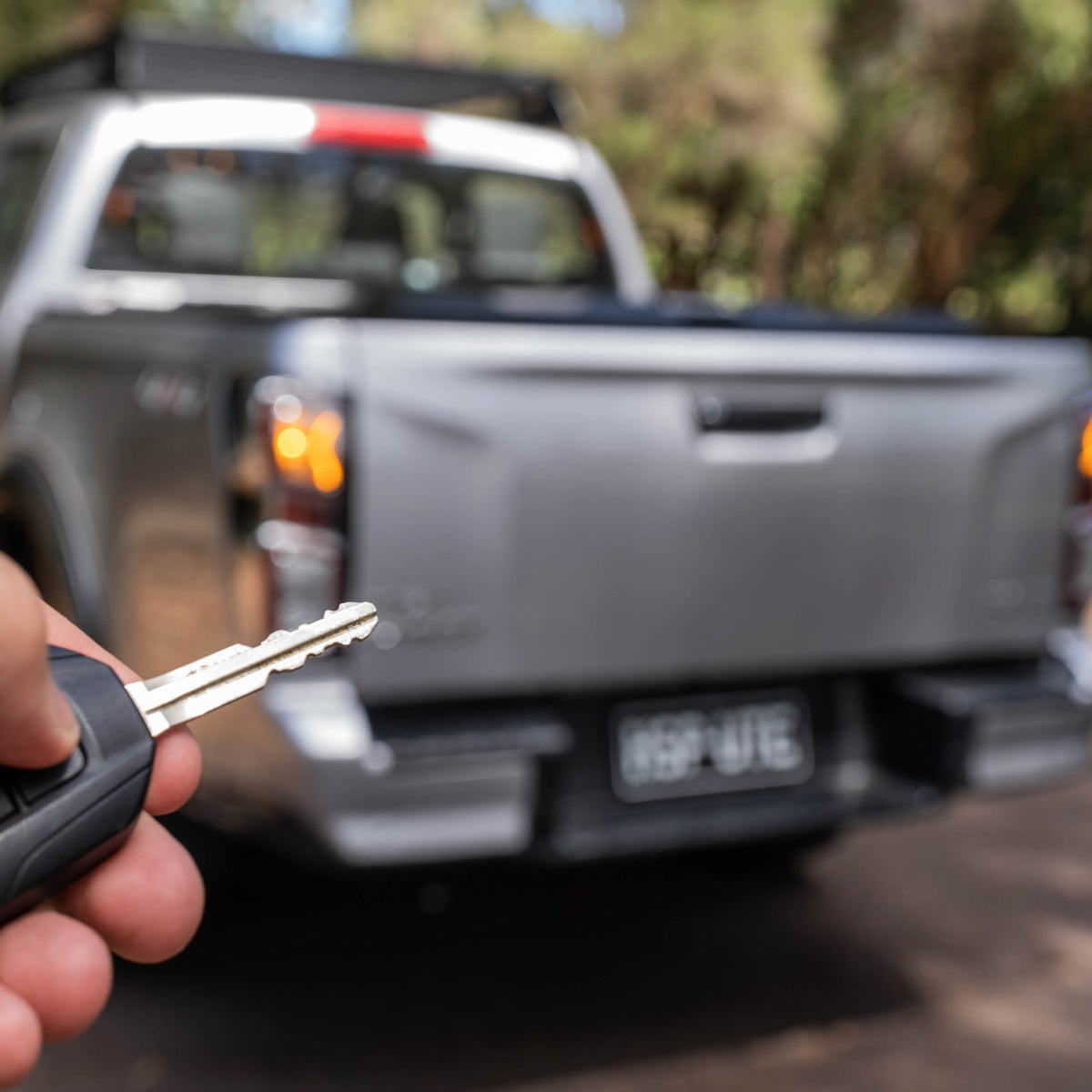 Tailgate Central Locking Kits | HSP TailLock – PRO4x4